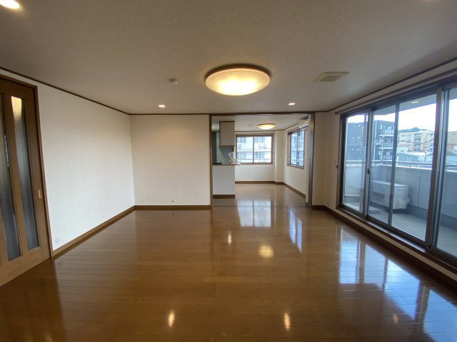 la porte 4F号室 - おとり物件なしのエアドア - 3SLDK/4階/134.64㎡/南西向き｜エアドア - ラ ポルト